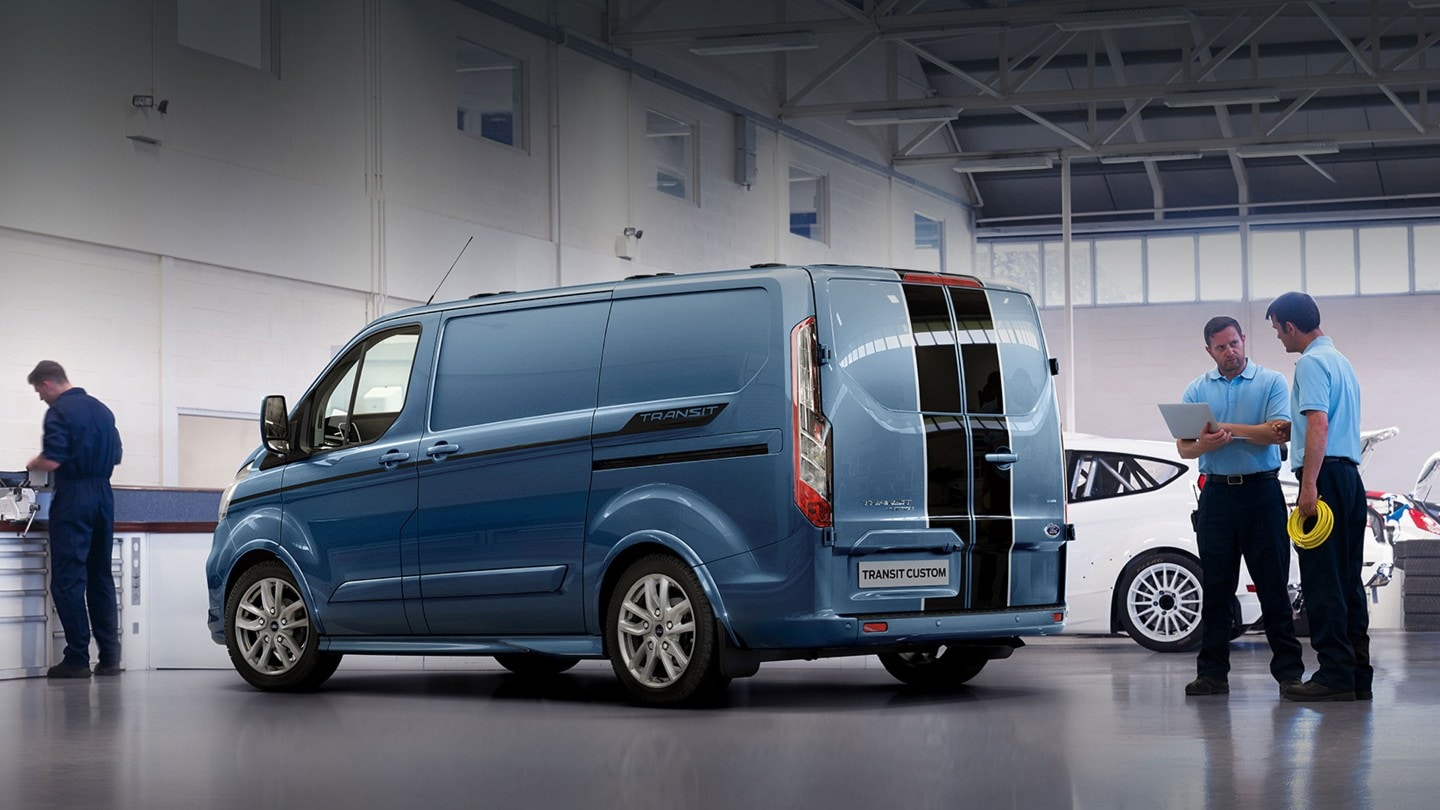 Ford Transit Custom van - Mid-sized panel van | Ford IE