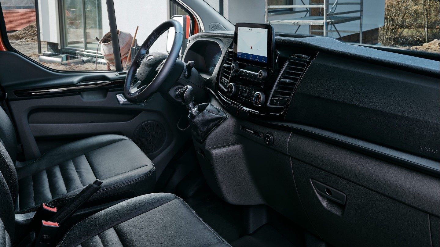Ford Transit Custom van - Mid-sized panel van | Ford IE