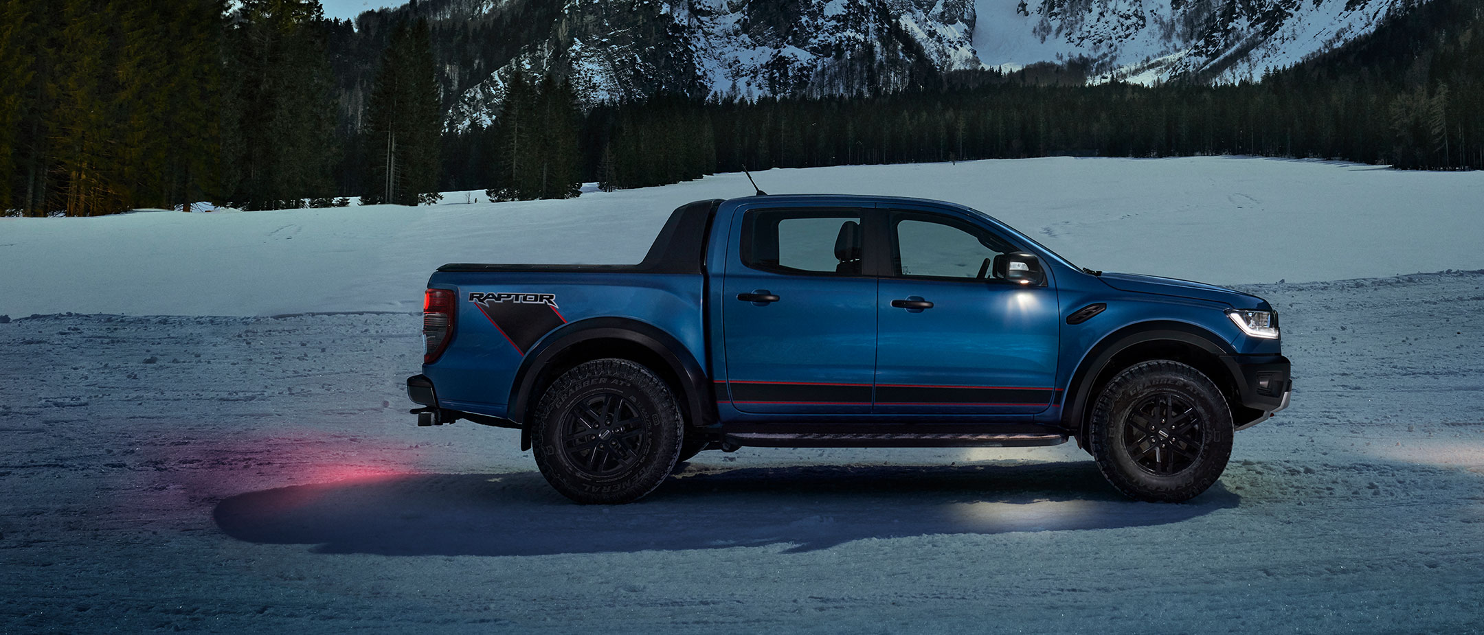 Ford Ranger Raptor 4x4 Pick-Up Truck | Ford IE